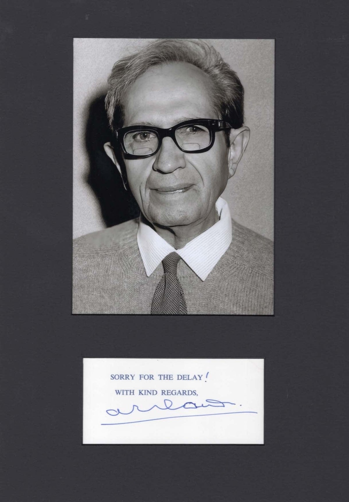 Albert Claude Autograph | signed cards / album pages