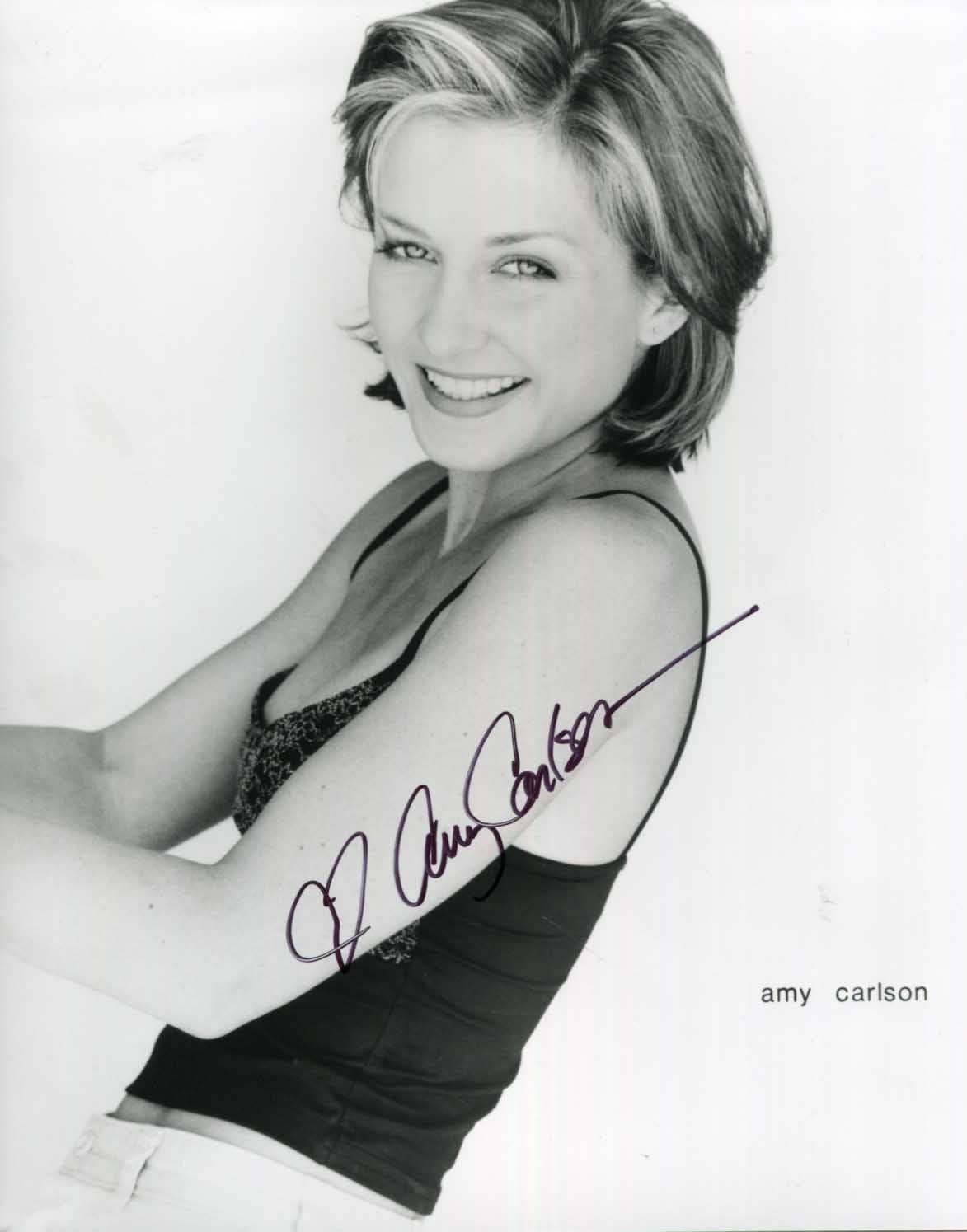 Amy Carlson autograph, signed photo