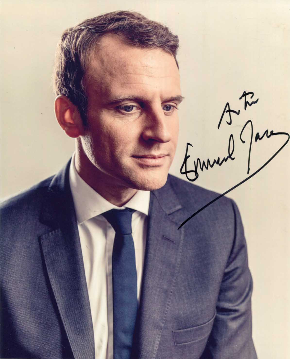 Emmanuel Macron Autograph | signed photographs