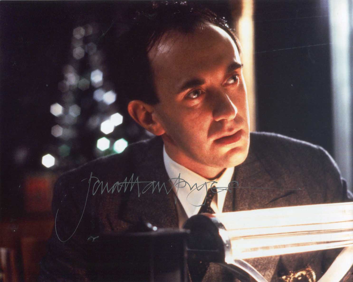 Jonathan Pryce autograph, signed photograph