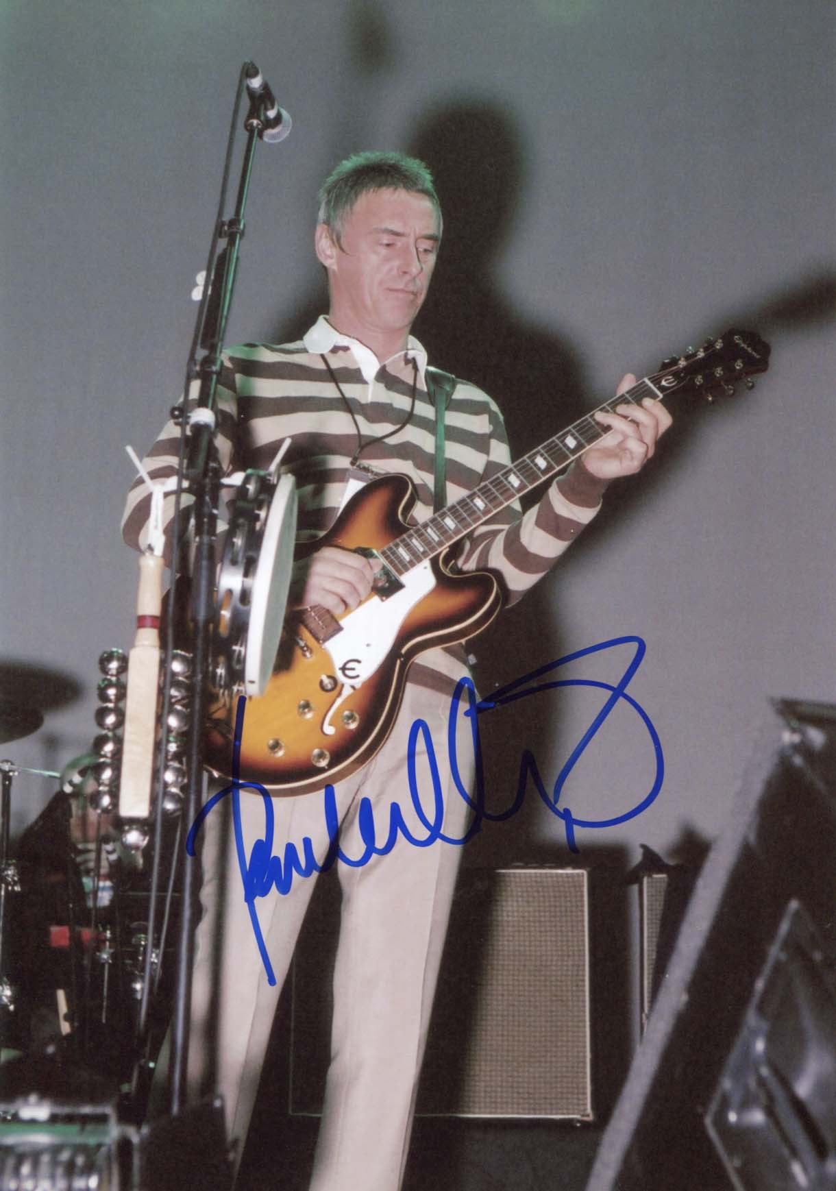 Paul John Weller Autograph | signed photographs