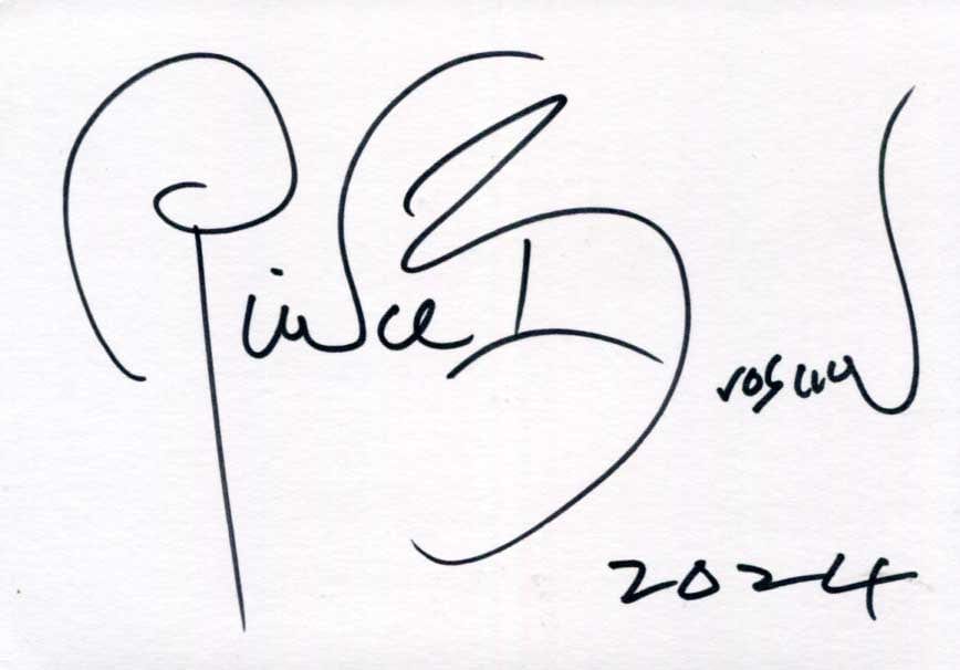 Pierce Brosnan Autograph | signed cards / album pages