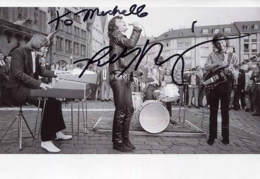 Robby Krieger Autograph | signed photographs