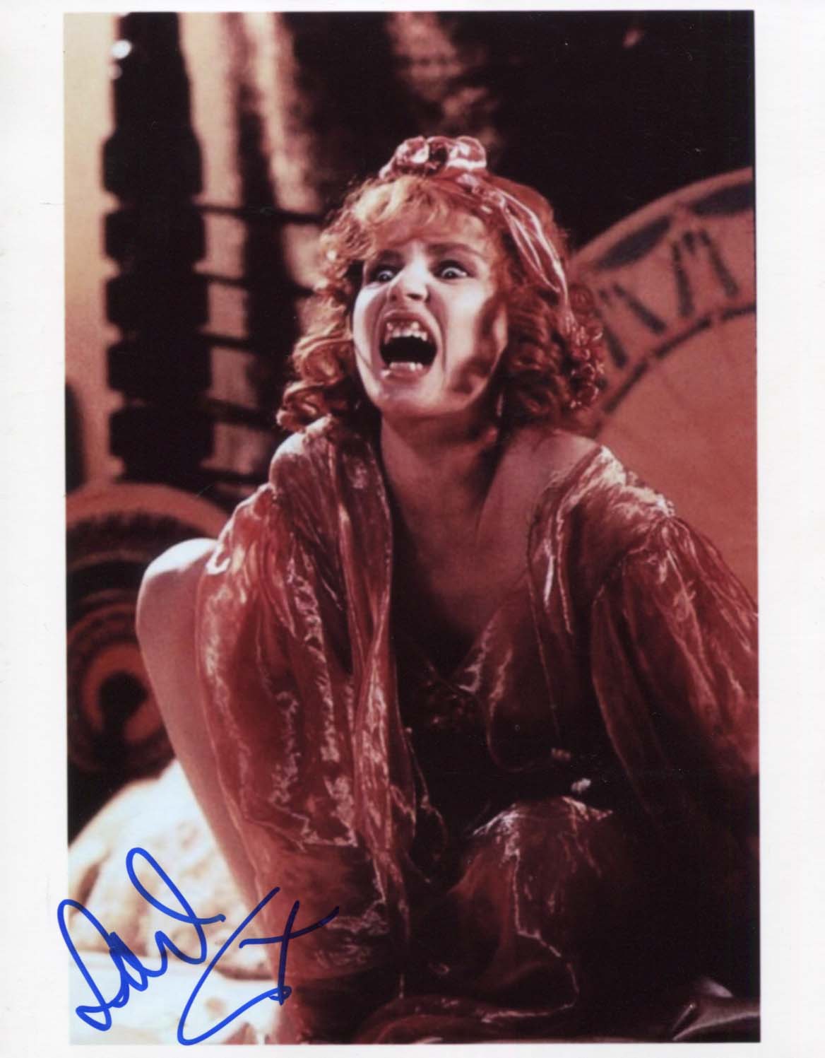 Sadie Frost Autograph | signed photographs