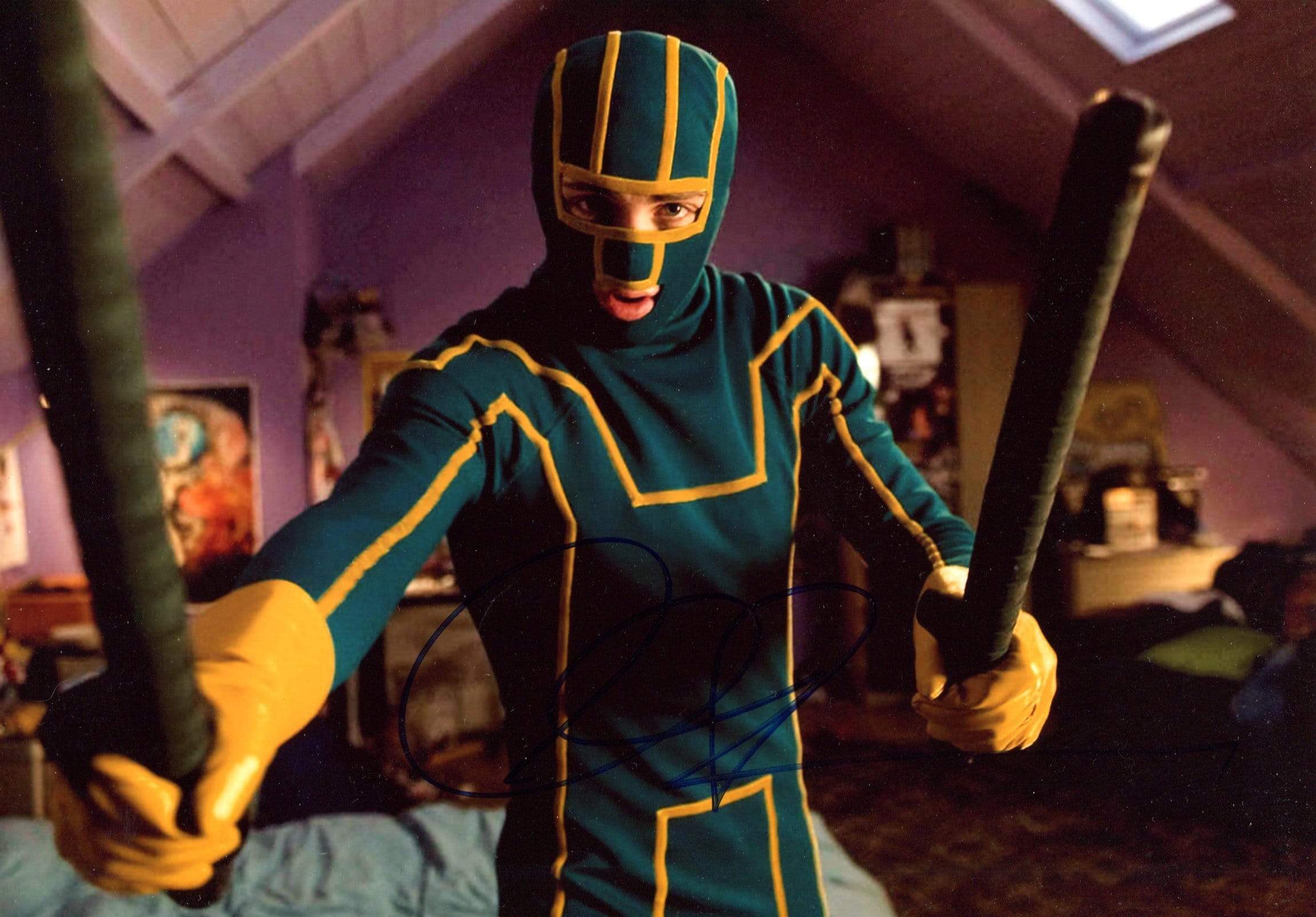 Aaron Taylor-Johnson Autograph | signed photographs