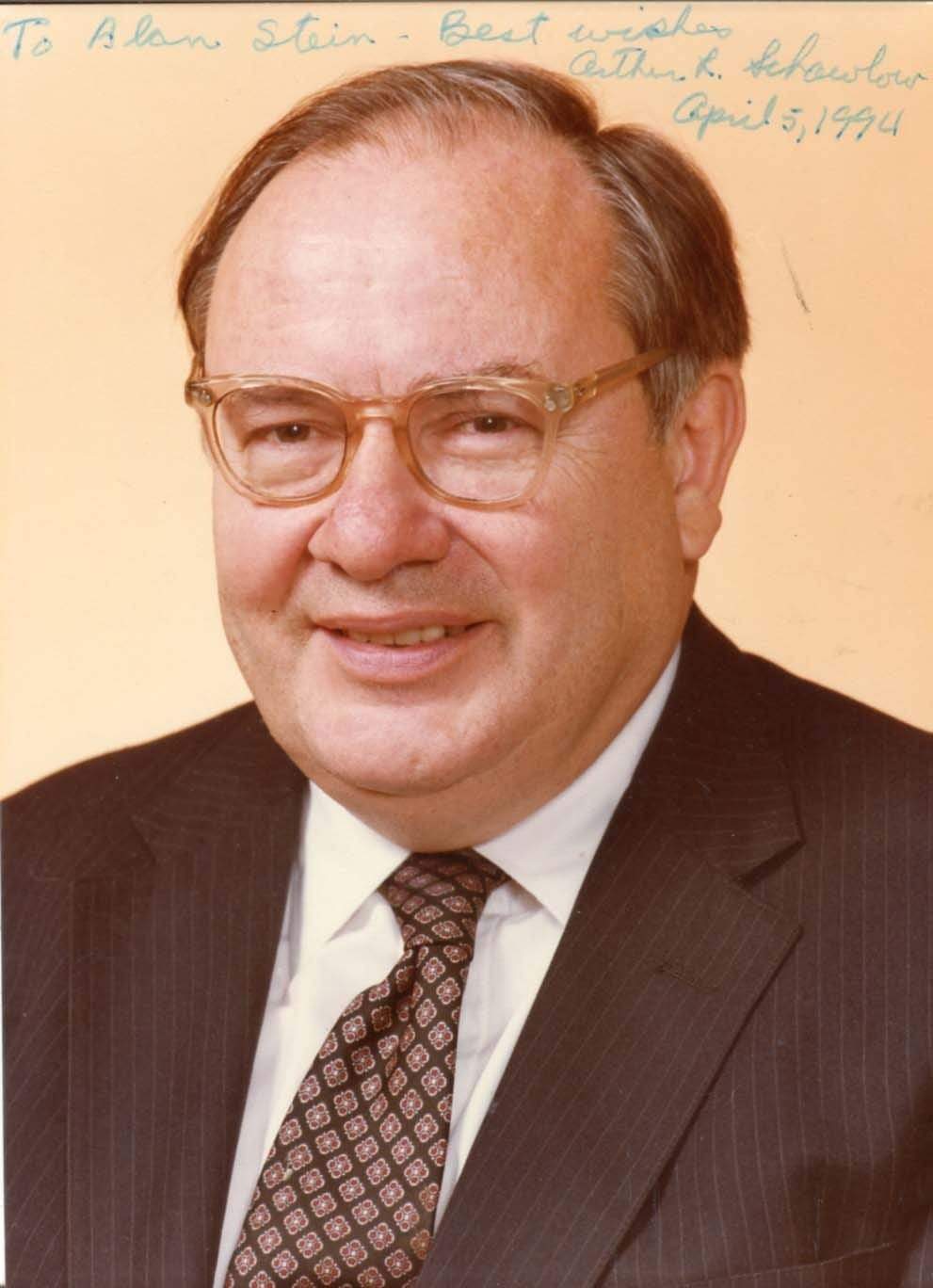 Arthur Leonard Schawlow autograph | Signed photograph