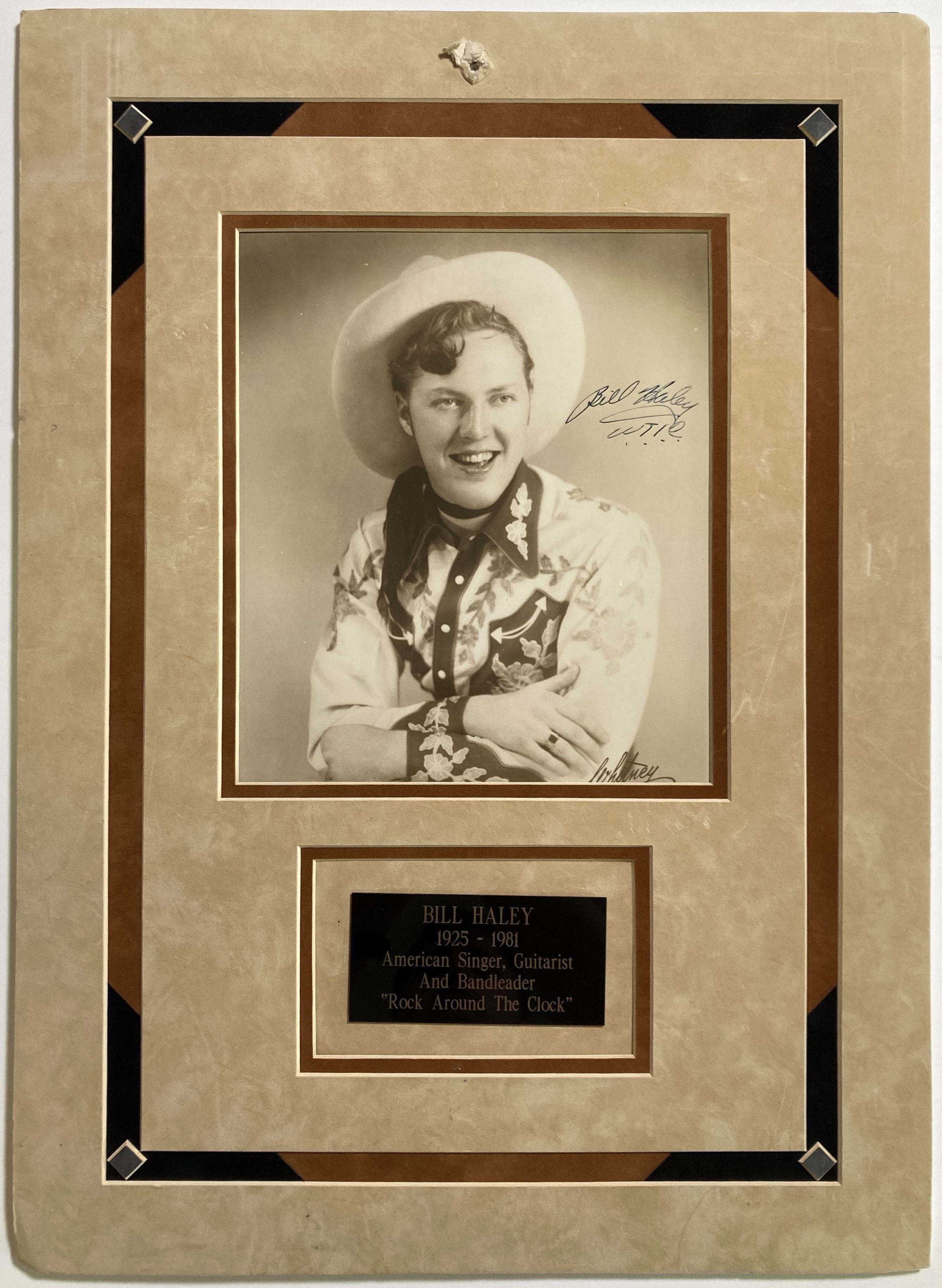 Bill Haley Autograph | signed vintage photographs