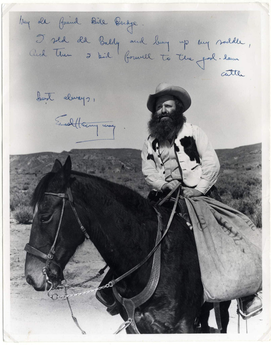 Ernest Hemingway autograph | Signed vintage photograph with an autogra