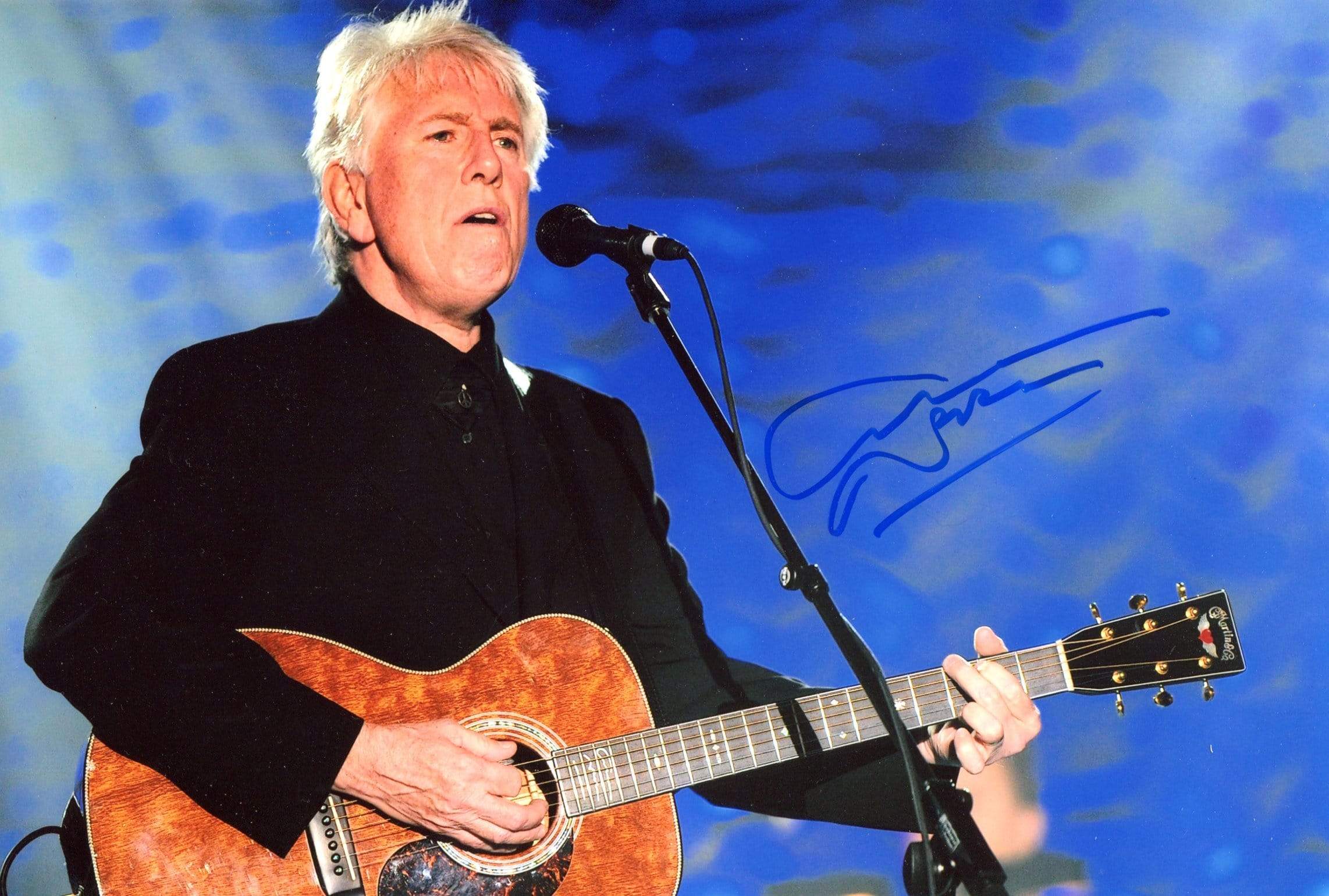 Graham Nash Autograph | signed photographs