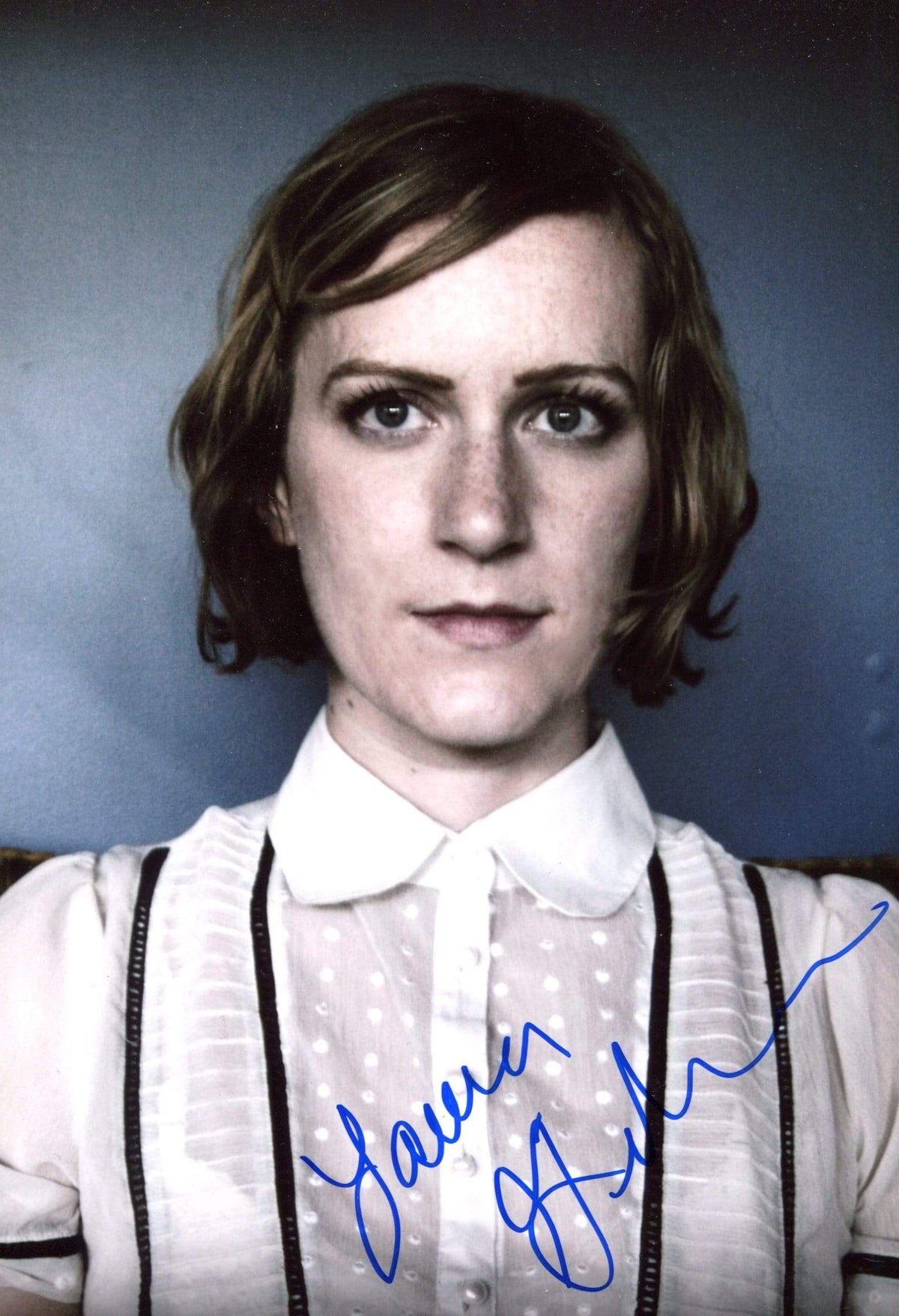 Laura Gibson Autograph | signed photographs