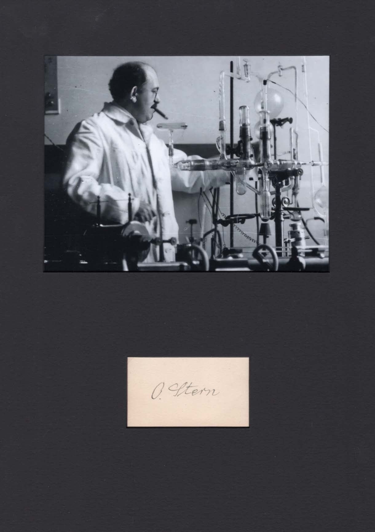 Otto Stern Autograph | signed cards / album pages