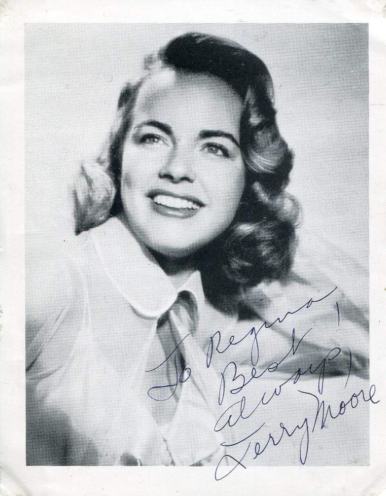 Terry Moore Autograph | signed photograph